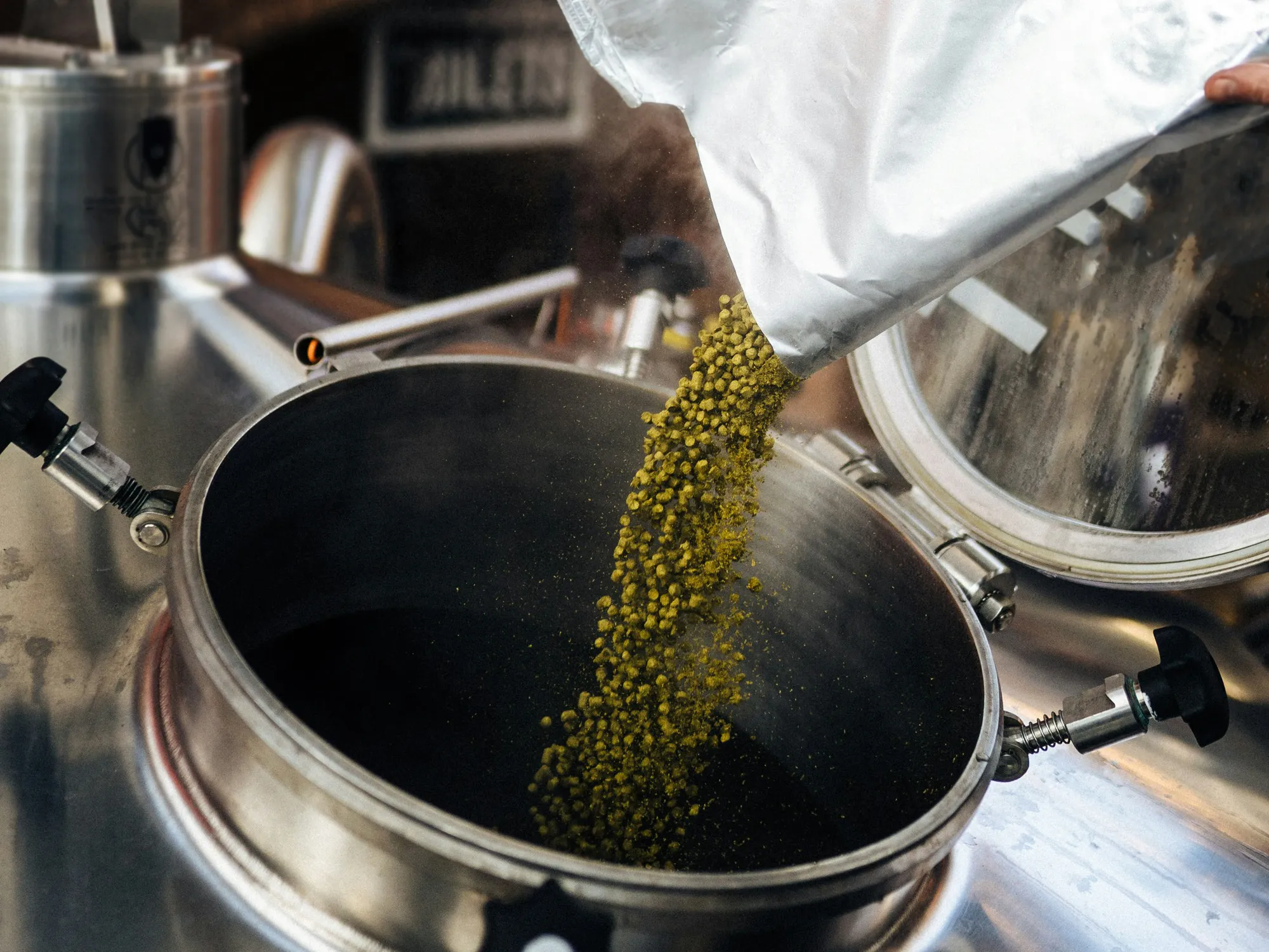 Hop Blender Tool | Create & Explore Custom Hop Flavor Profiles